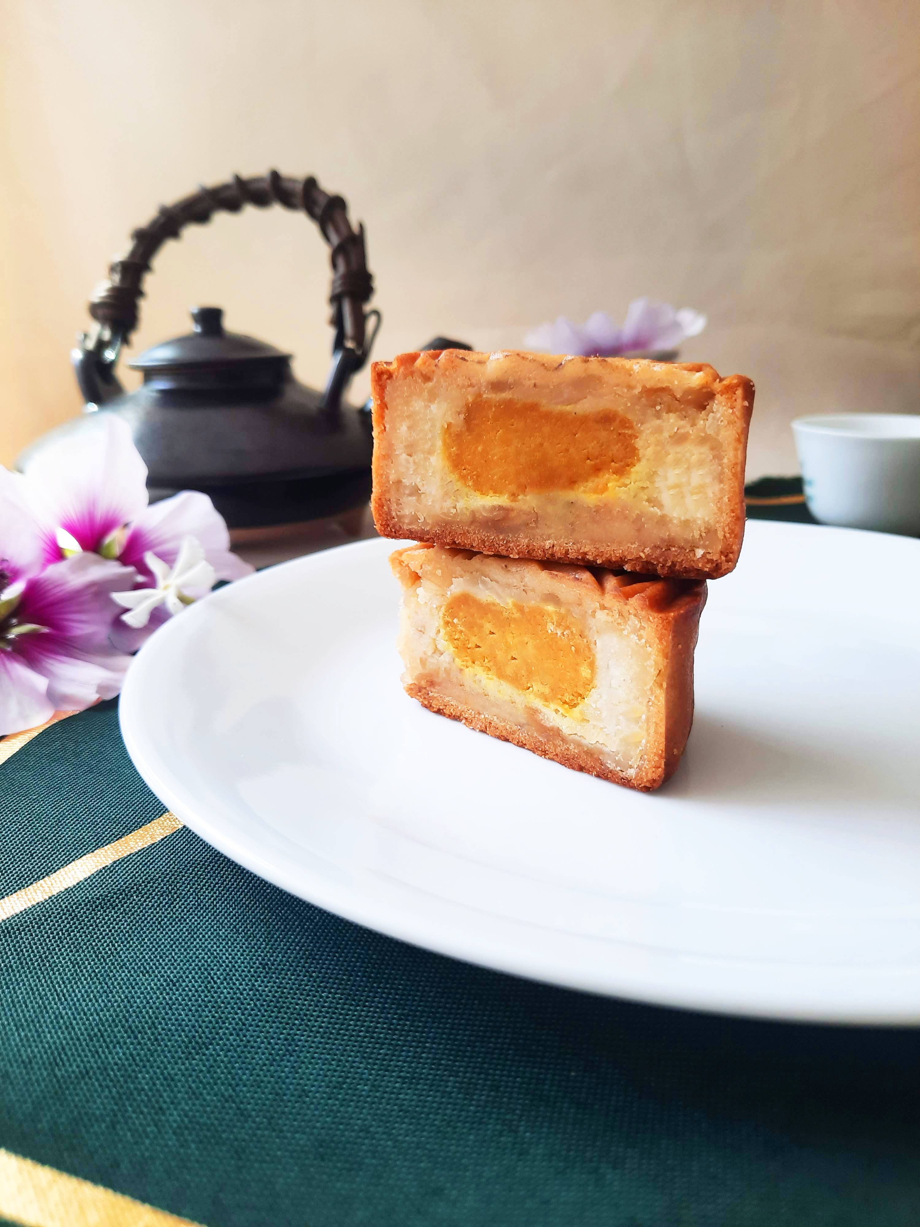 VegNews Covered the Vegan Salted Egg Yolk Mooncakes – Little Moon Bakehouse